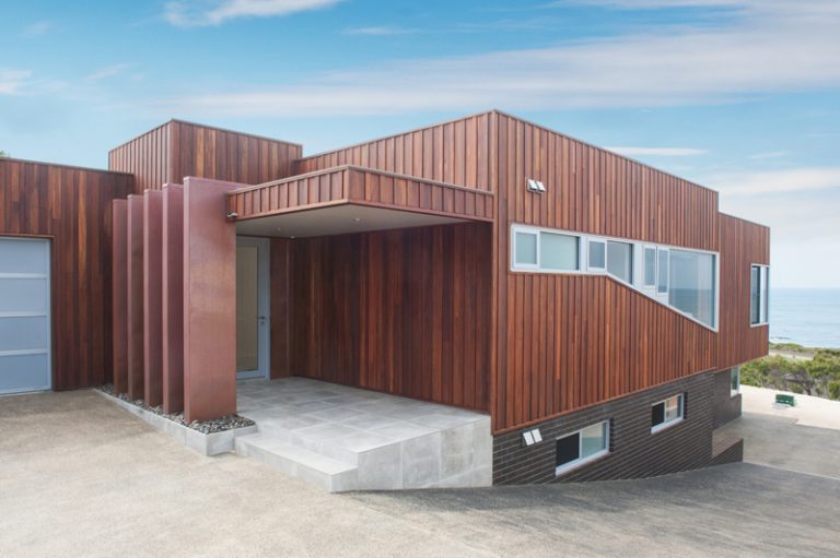 Augusta Residence | Spotted Gum Trendplank Timber Cladding façade.