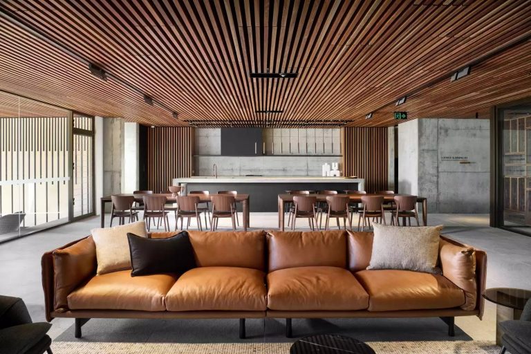 8 Real Life Examples Of What Is Possible in Modern Timber Ceiling